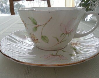 Oversized teacup | Etsy