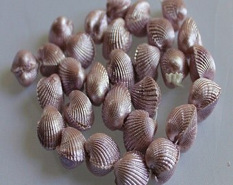 Popular items for Clam shell beads on Etsy