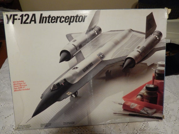 Testors YF-12A Interceptor Airplane Model 1/48 Scale