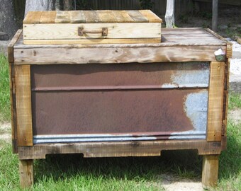 Popular items for wood cooler on Etsy