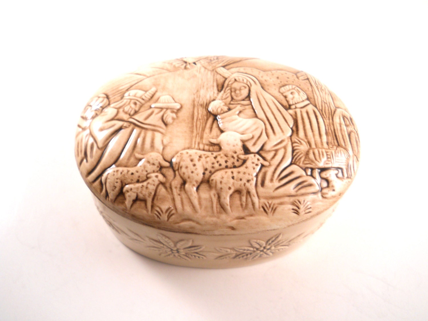 Ceramic Trinket Treasure Box With Jesus Mary and Joseph manger scene ...