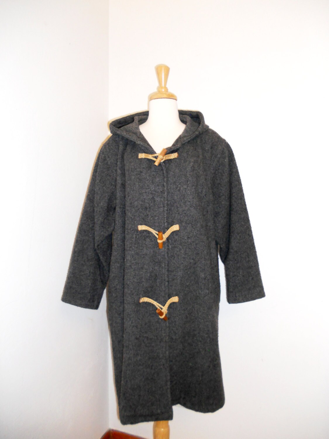 Vintage Womens 1970's Woolrich wood toggle wool long coat