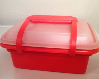 Vintage Tupperware Lunch Box
