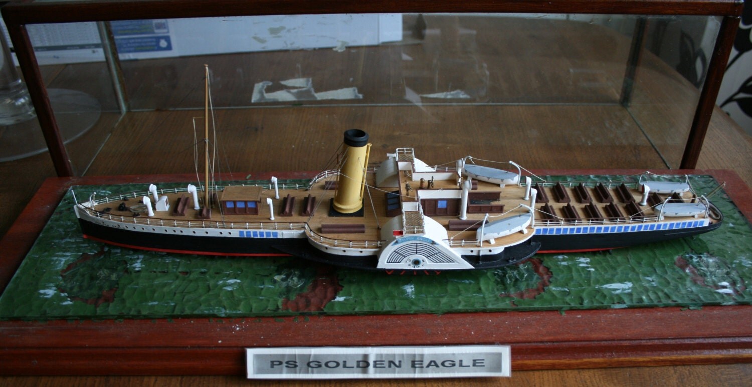 Paddle Steamer Model PS Golden Eagle with Case by Seasidebits