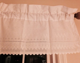 Scallop edge curtain | Etsy