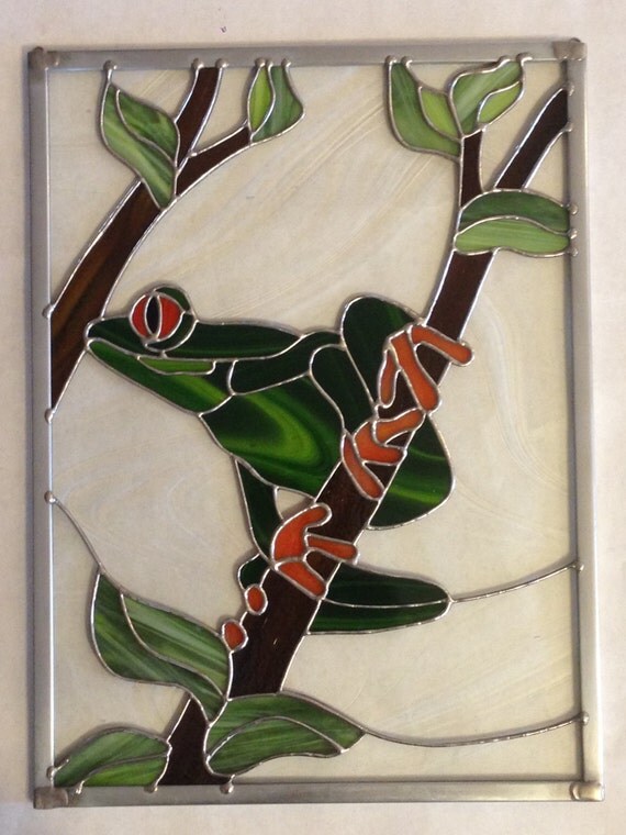 Check out the Stained Glass Frog Panel I just finished : r/frogs