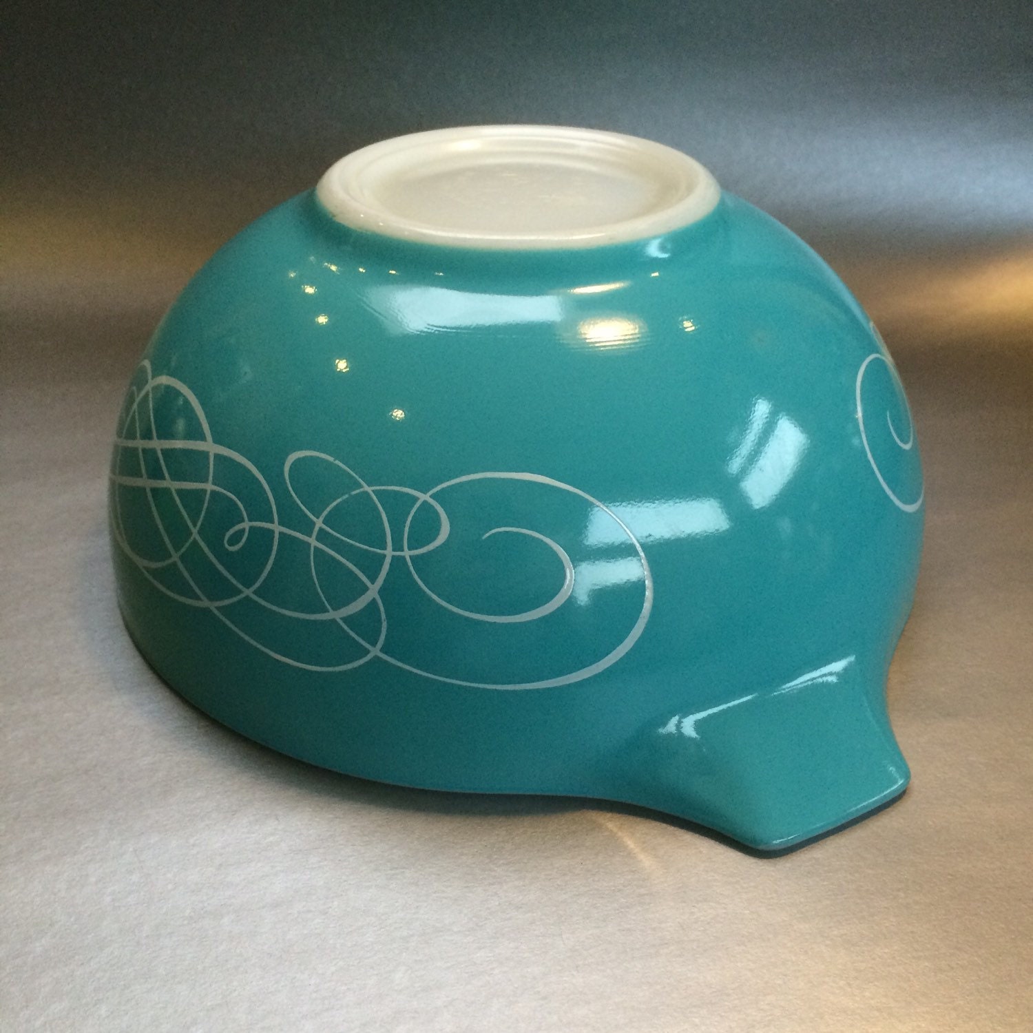 Rare Vintage Pyrex Turquoise Cinderella Mixing Bowl #443 – Haute Juice