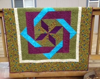 Popular items for labyrinth quilt on Etsy