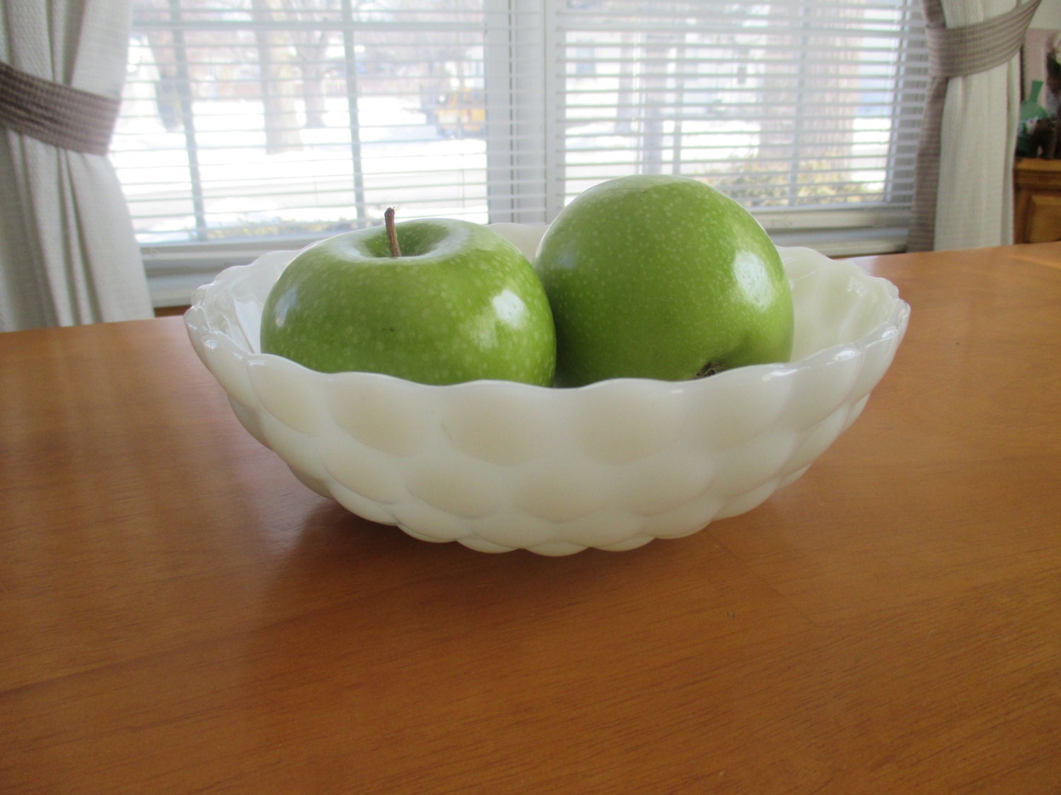 Fire king Bubble large berry bowl – Haute Juice