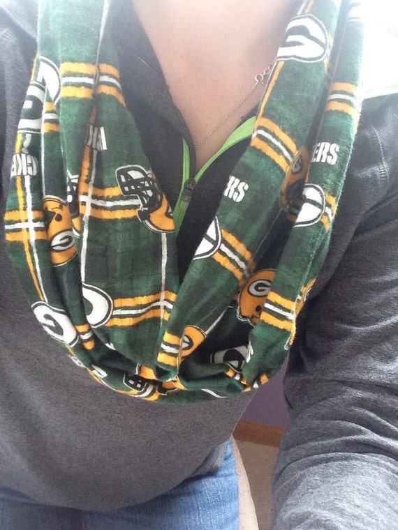 Items similar to Packer infinity scarf on Etsy