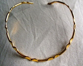 Popular items for neck wires on Etsy