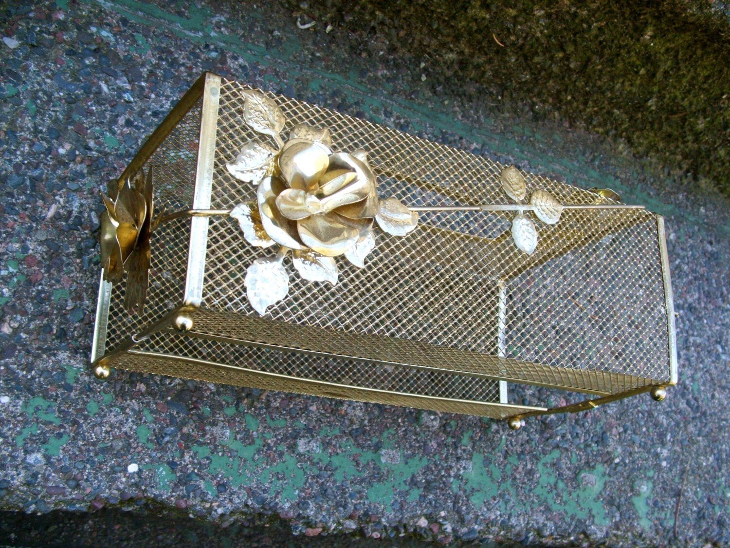 Vintage Brass Wire Mesh with roses Tissue Box Cover – Haute Juice