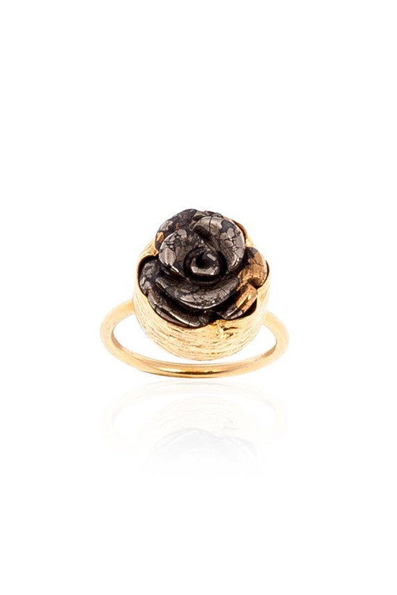 Golden Rose Ring with a carved Pyrite Stone by toosis on Etsy