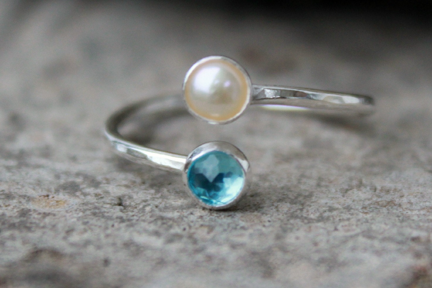 dual birthstone ring. two stone ring. gemstone couples ring.