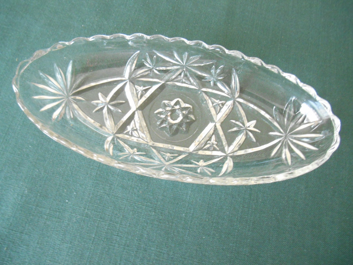 Anchor Hocking Early American Prescut (EAPC) Crystal Small Oval Dish ...
