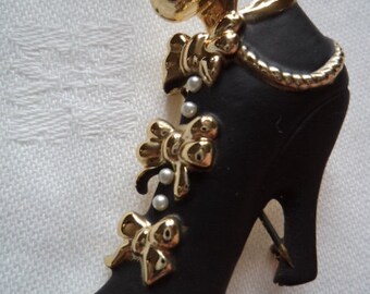 Shoe brooch | Etsy