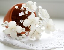 Popular items for hydrangea hair clip on Etsy