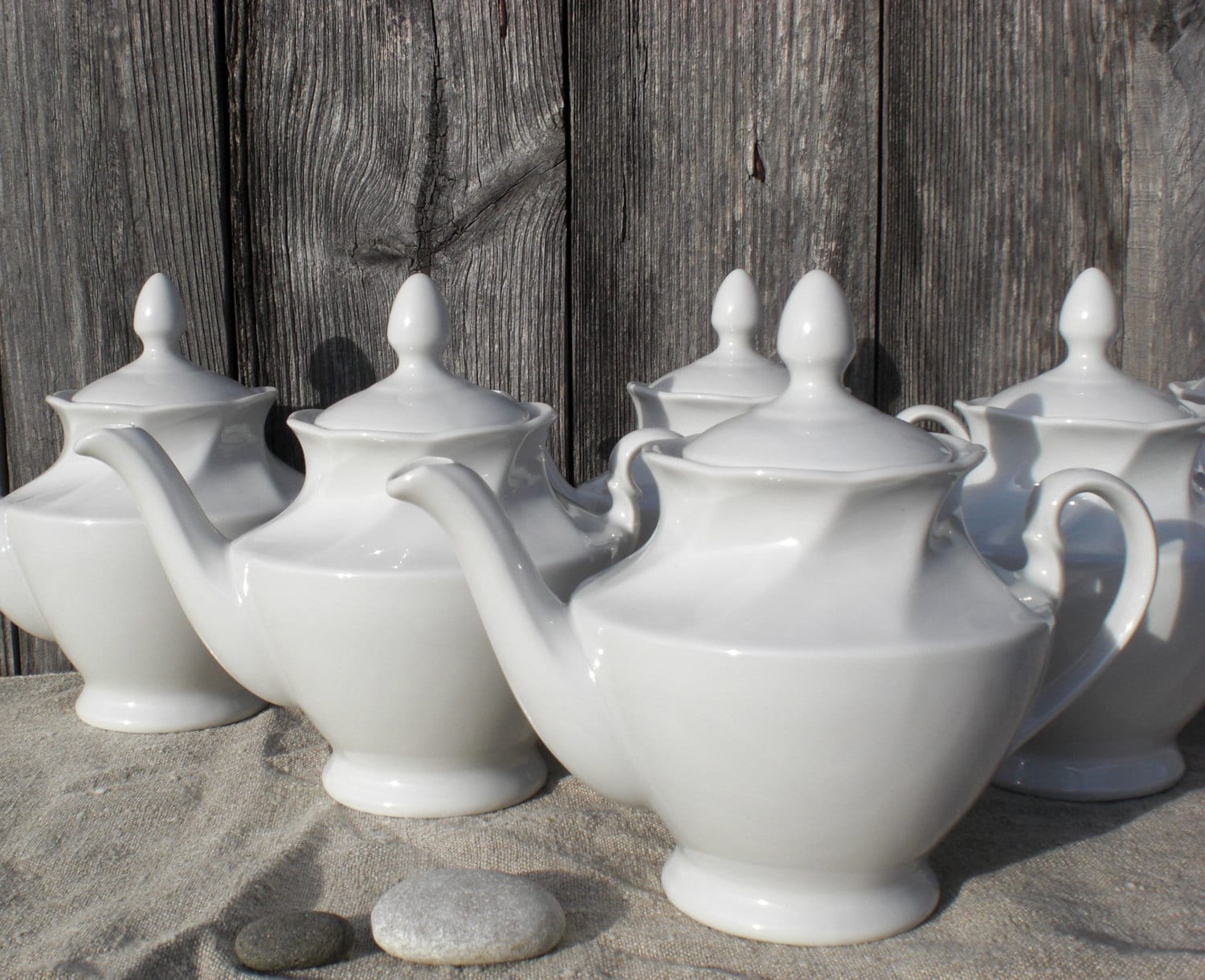 White teapot herbal tea botique simple kitchen table tea pot bone china ...