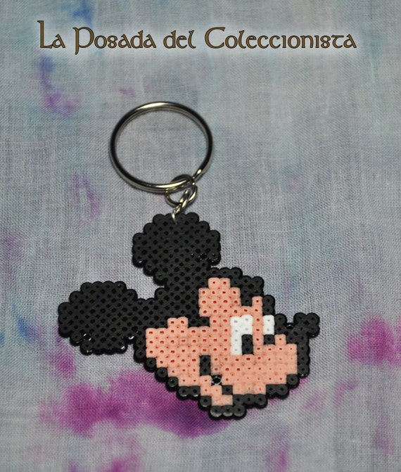 Artículos similares a Mickey Mouse Hama Beads en Etsy