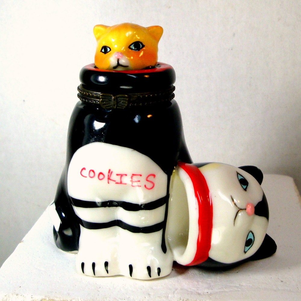 Cat in the Cookie Jar BOX, Porcelain Feline Trinket Box, Painted Black ...