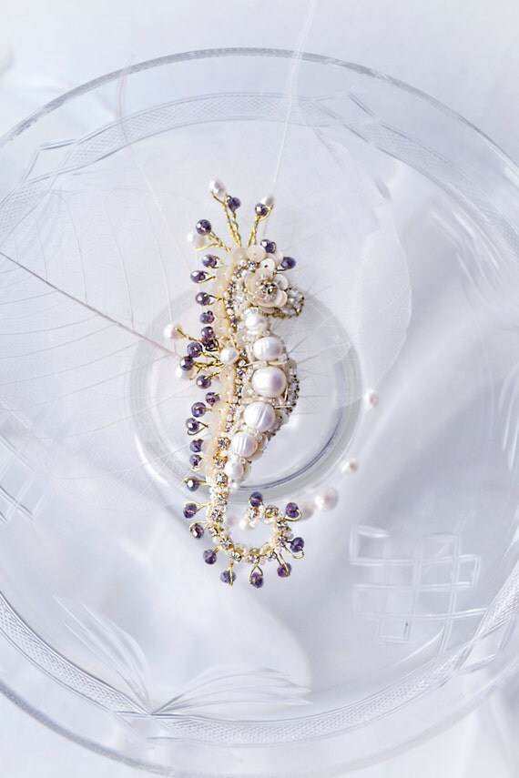 Items similar to Seahorse brooch, unique Sea creature jewelry, pearl ...