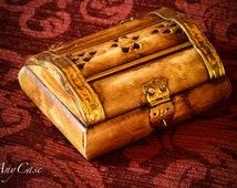 Popular items for bone box on Etsy