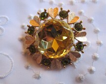 Popular items for vintage avon brooch on Etsy