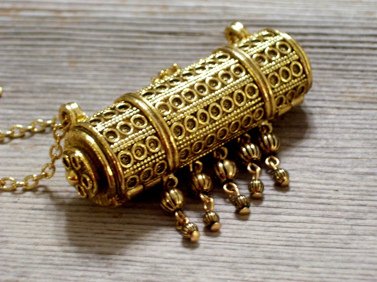 Vintage Estee Lauder Solid Perfume Locket Necklace Ornate Gold