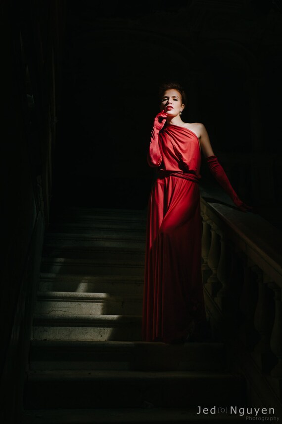 Robe de bal rouge foncé, robe Infinity, robe rouge, sans manches longue ...