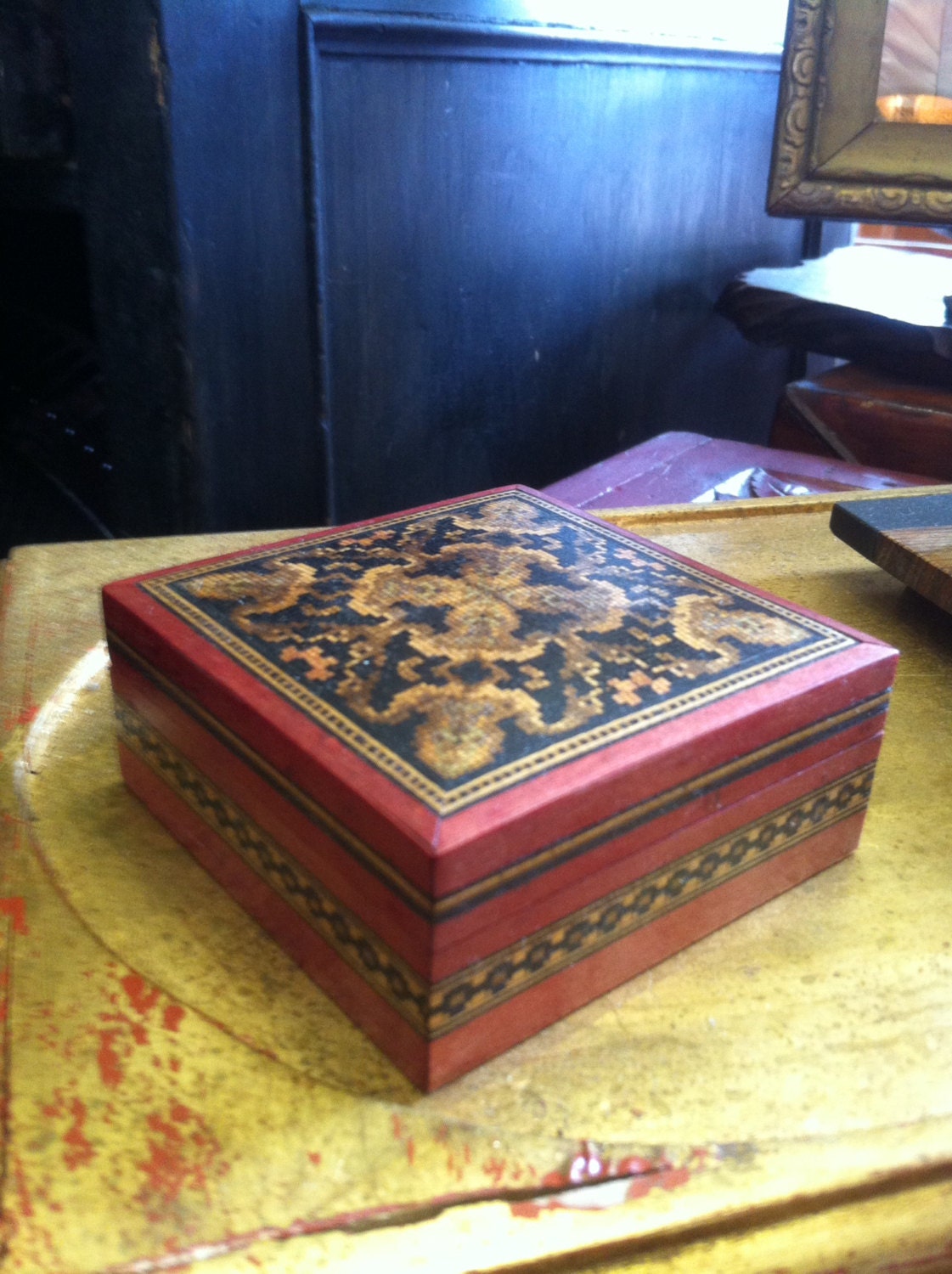 Vintage Fruit Wood Mosaic and Inlaid Marquetry Box – Haute Juice