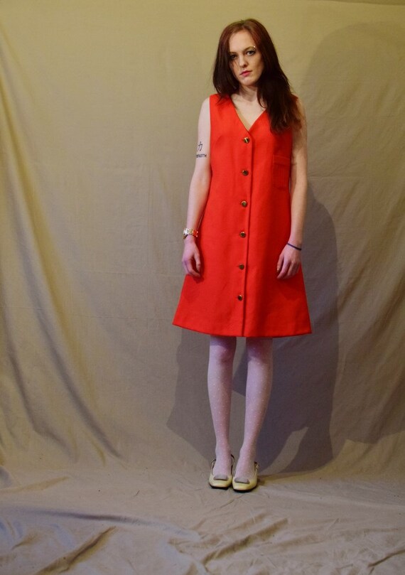 Vintage 60s jumper dress A-line red with gold buttons down the