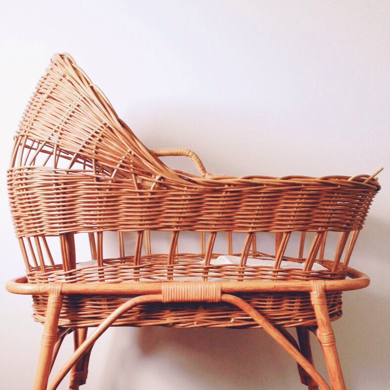 Vintage ‘Wicker Wonder’ Bassinet – Haute Juice