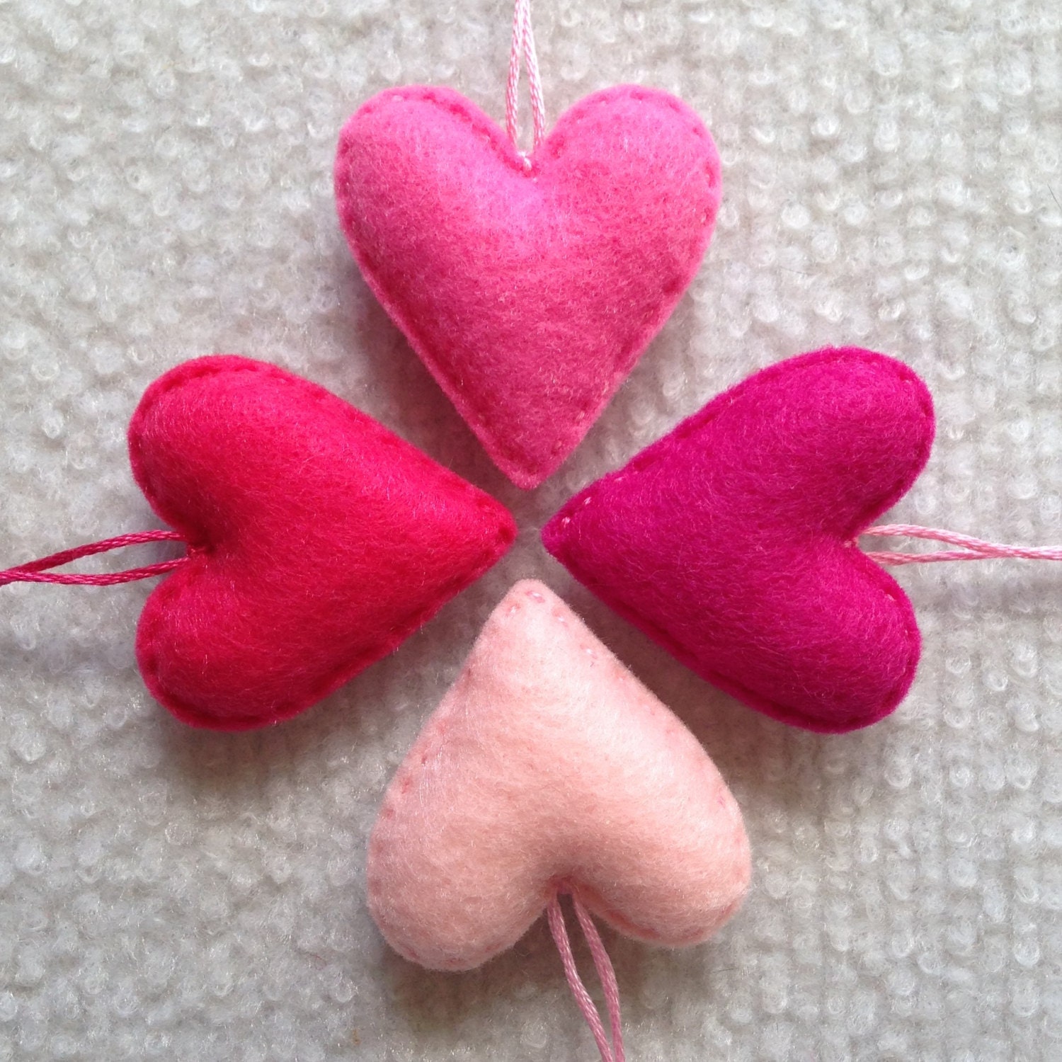 Handmade felt ornaments brooches & appliqués by Lucismiles