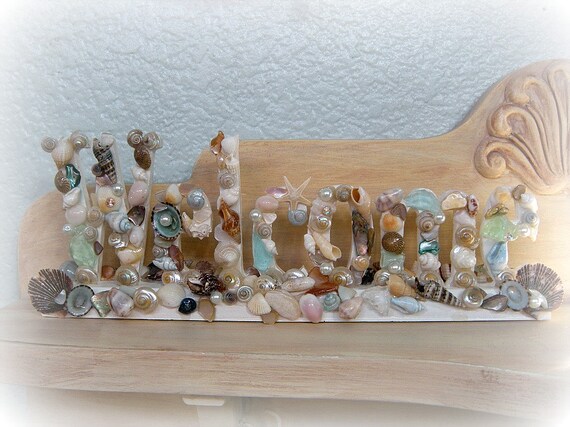 Seashell WELCOME sign