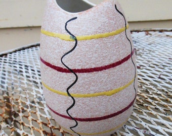 Egg shaped vase | Etsy