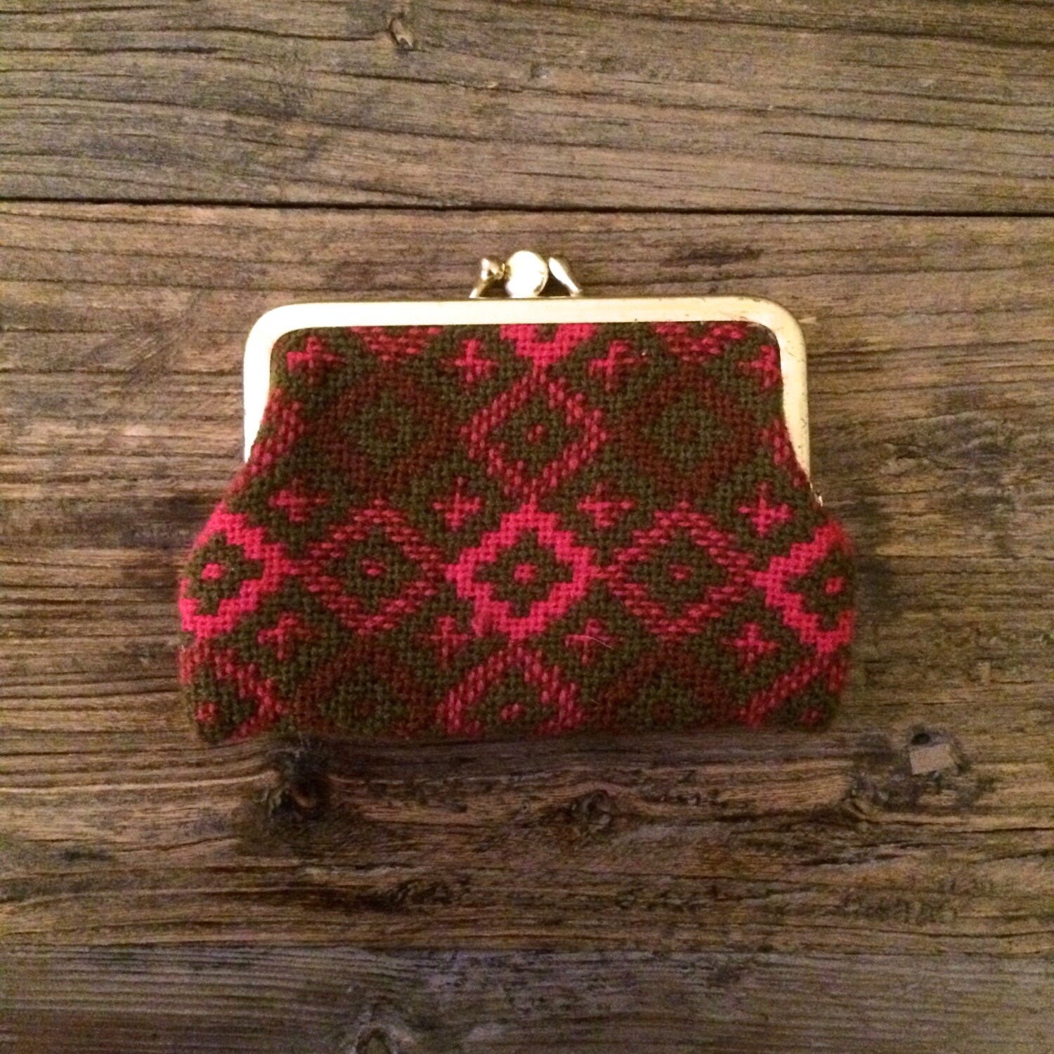 Vintage coin Wallet Wool Welsh Tapestry purse gold snap kiss clasp ...