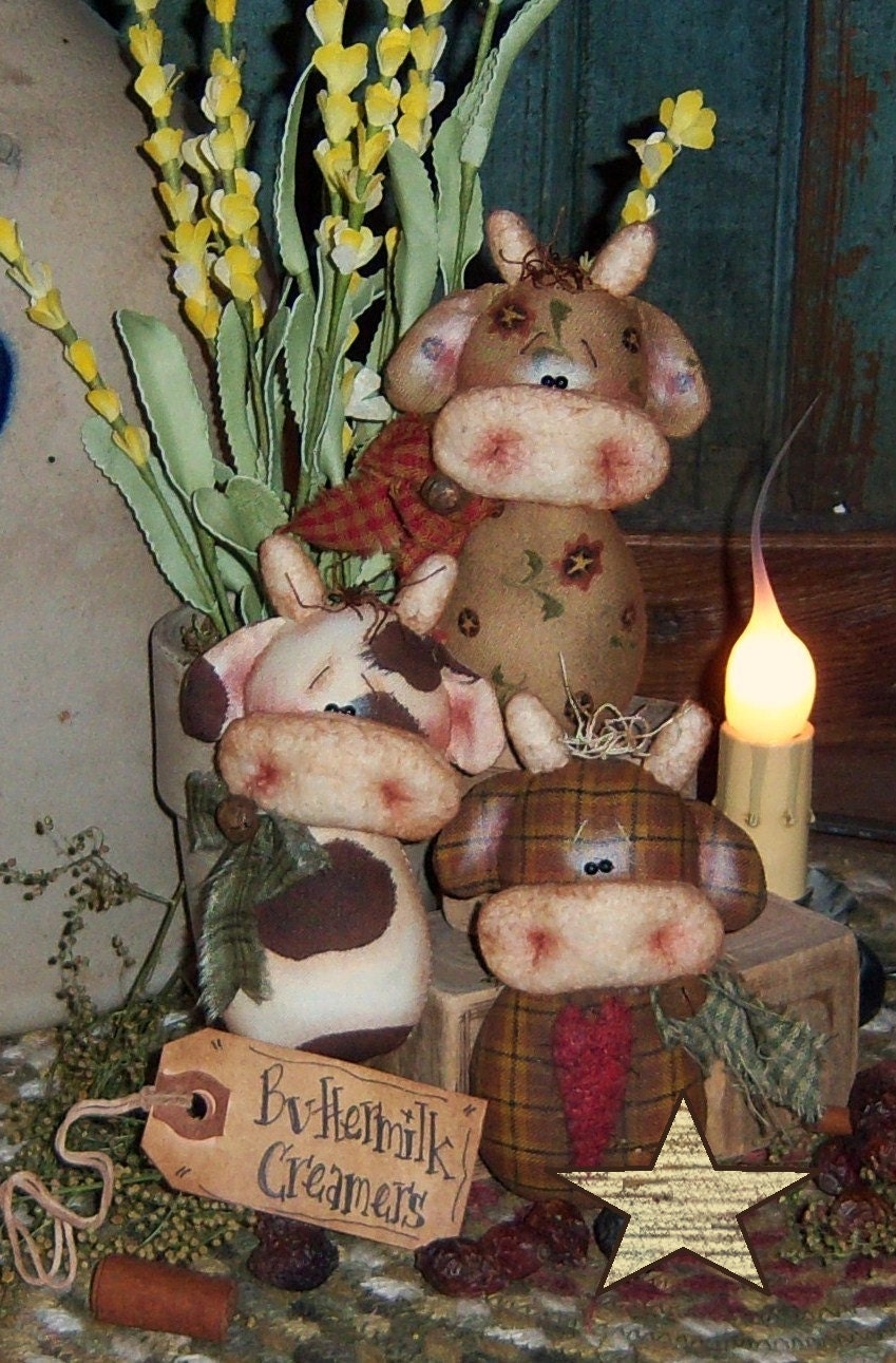 Patti's Ratties Primitive Cow Ornies Pattern 312 by pattisratties