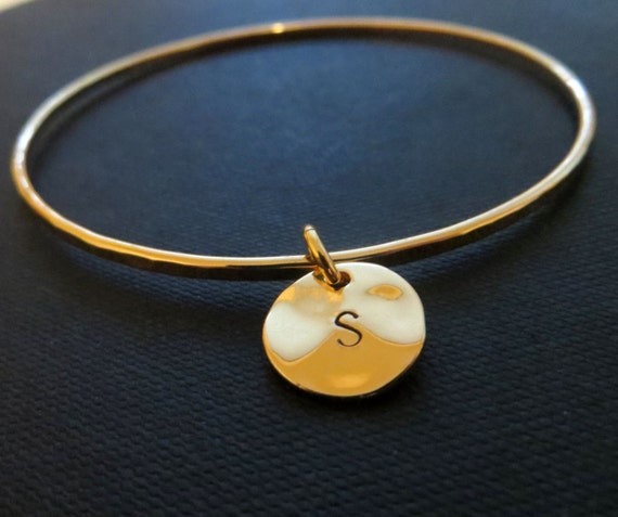 Items similar to Gold initial bangle bracelet, personalized jewelry ...