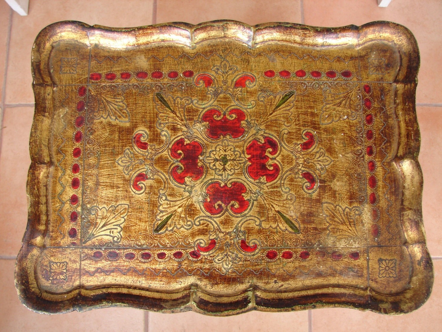 antique,Venetian,Florentine small side,occasional table,rich gilt,red ...
