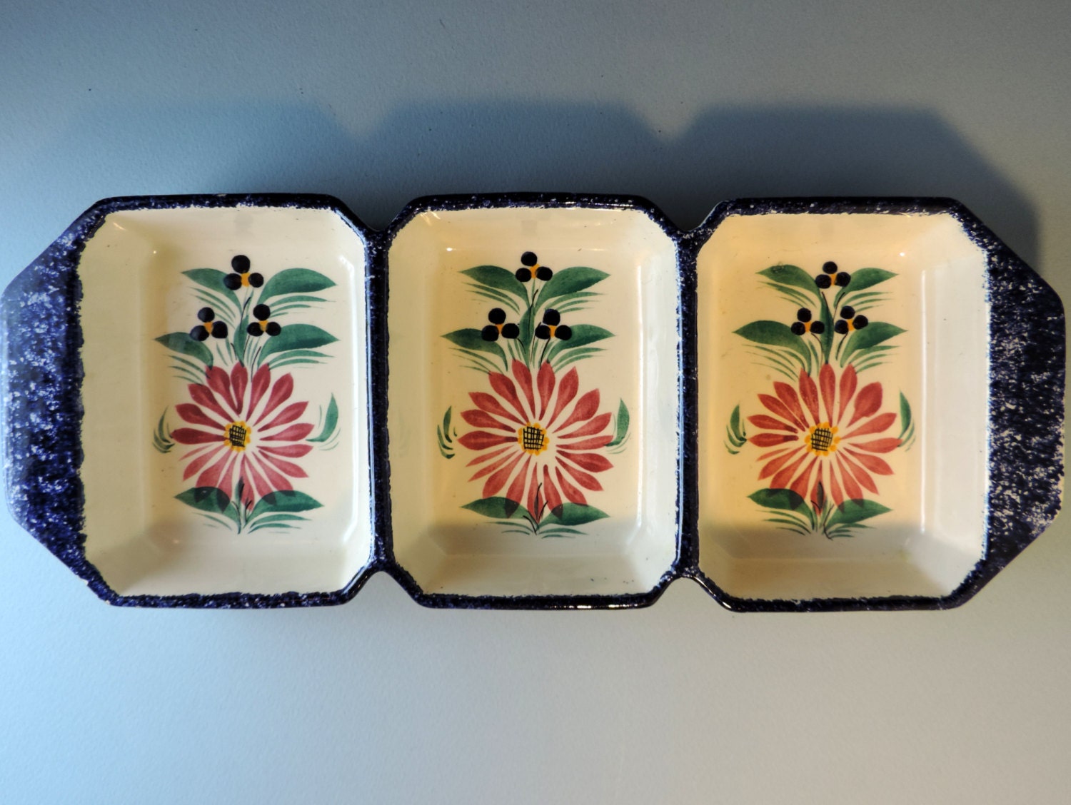 French Vintage Henriot Quimper Divided Serving Dish/Appetizer Dish ...