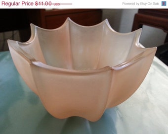Popular items for pink candy bowl on Etsy