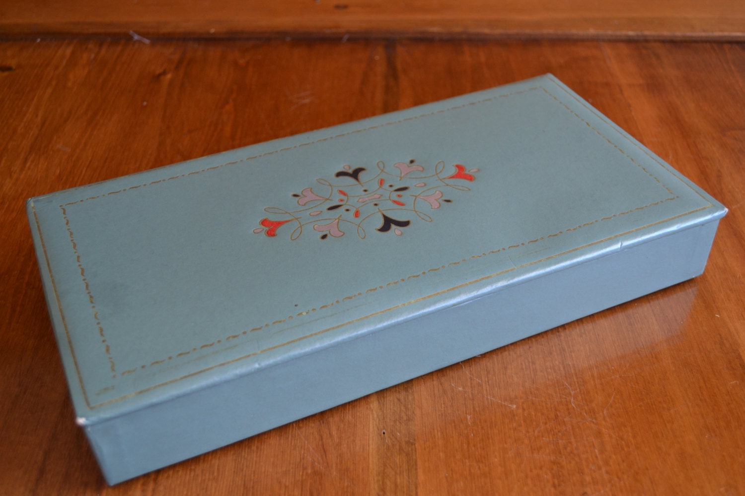 Vintage Padded Blue Box – Haute Juice