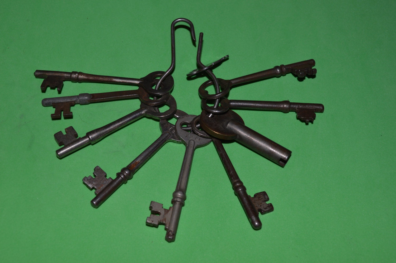 Vintage Keys Skeleton Keys Haute Juice vintage-keys-skeleton-keys-haute-juice
