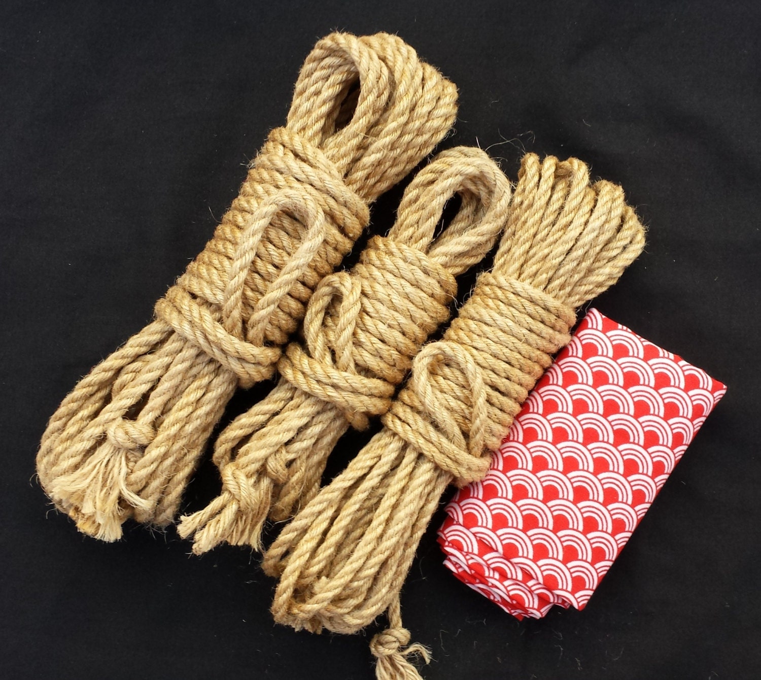 Kinbakushi shibari bondage performance rope kit by MyNawashi