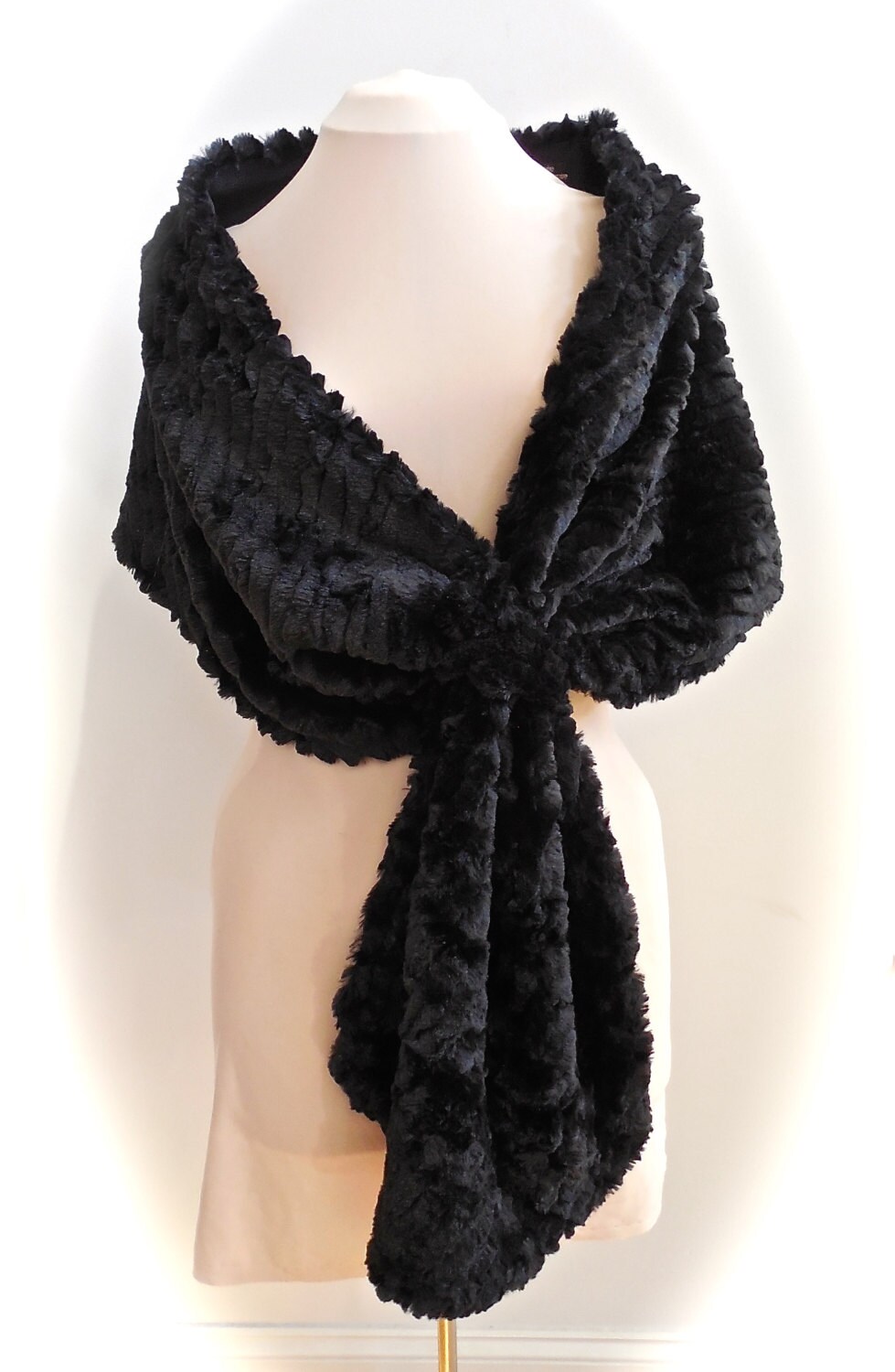 Midnight Black Faux Fur Stole with Loop