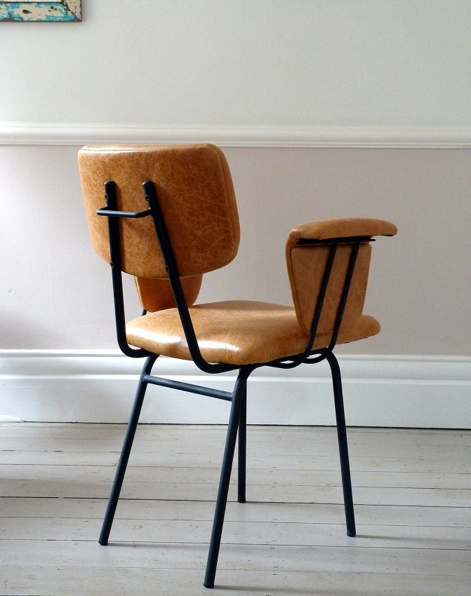 1950s French Leather ‘Flying Duck’ Chair – Haute Juice