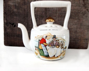 Popular items for welsh costume on Etsy