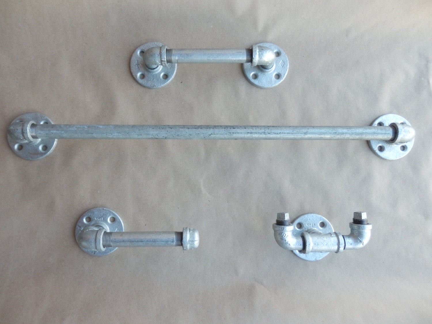 4 Piece Galvanized Pipe Bathroom Set for an by DerekGoodbrand