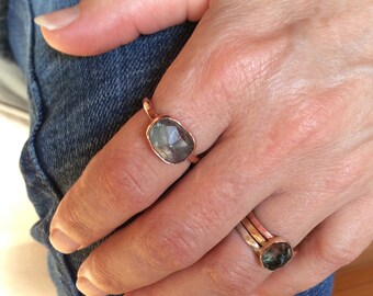 Grey spinel ring | Etsy