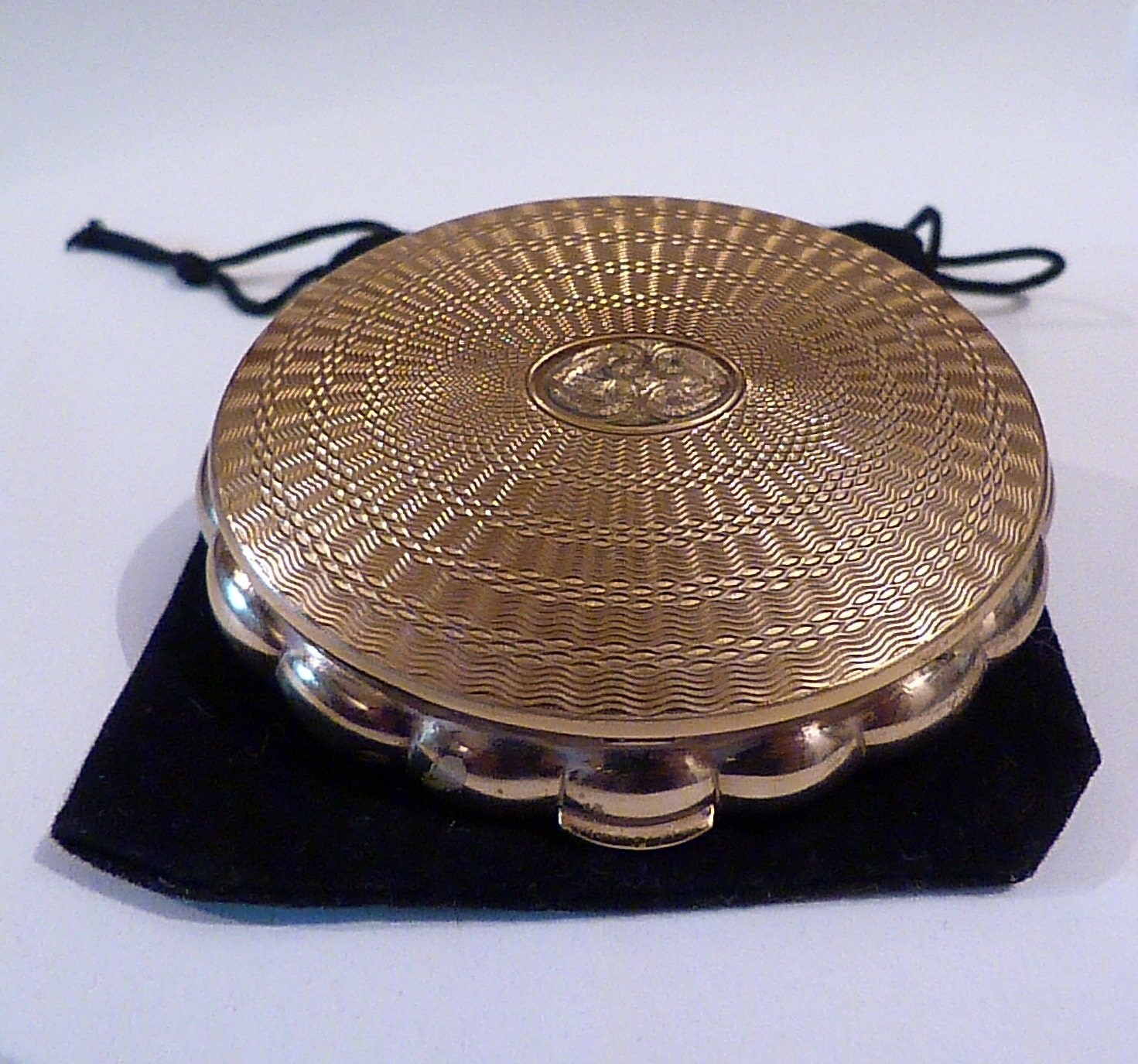 Vintage Kigu gilt ‘Minuette’ musical powder ROMANTIC GIFTS boxed ...